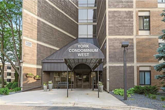 Roell Painting - York Condo West - Edina